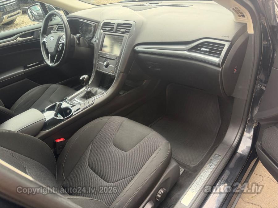 Black Ford Mondeo 2015 in Voru, with an engine capacity of 1.50 L and mileage of 256 thousand km for 5590 €, photo 7 on AUTOMOTO.COM.LV