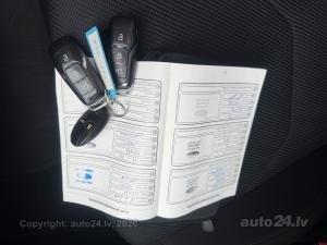 Black Ford Mondeo 2015 in Voru, with an engine capacity of 1.50 L and mileage of 256 thousand km for 5590 €, photo 12 on AUTOMOTO.COM.LV