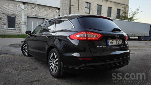 Melns Ford Mondeo 2015 Rīga, ar dzinēja tilpumu 1.50 L un nobraukumu 148 tūkst. km par 5700 €, foto 5 vietnē AUTOMOTO.COM.LV