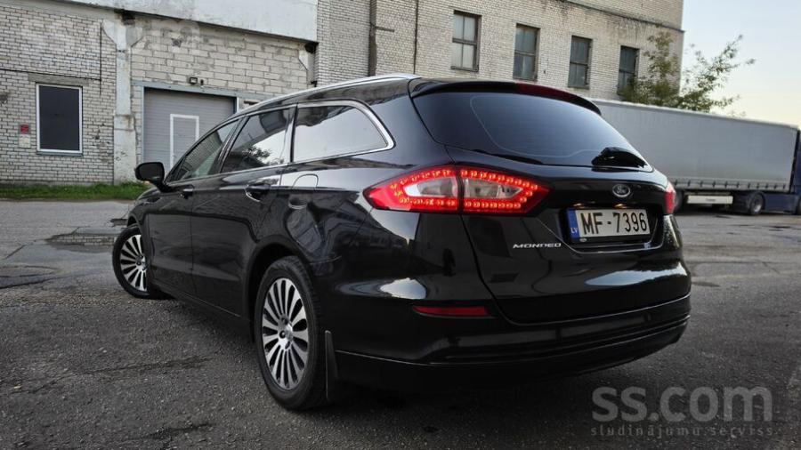 Melns Ford Mondeo 2015 Rīga, ar dzinēja tilpumu 1.50 L un nobraukumu 148 tūkst. km par 5700 €, foto 5 vietnē AUTOMOTO.COM.LV