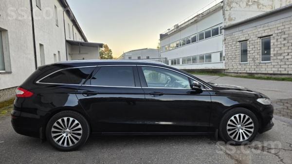 Melns Ford Mondeo 2015 Rīga, ar dzinēja tilpumu 1.50 L un nobraukumu 148 tūkst. km par 5700 €, foto 7 vietnē AUTOMOTO.COM.LV