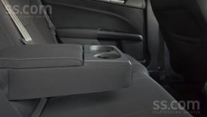 Melns Ford Mondeo 2015 Rīga, ar dzinēja tilpumu 1.50 L un nobraukumu 148 tūkst. km par 5700 €, foto 11 vietnē AUTOMOTO.COM.LV