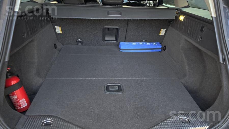 Melns Ford Mondeo 2015 Rīga, ar dzinēja tilpumu 1.50 L un nobraukumu 148 tūkst. km par 5700 €, foto 12 vietnē AUTOMOTO.COM.LV