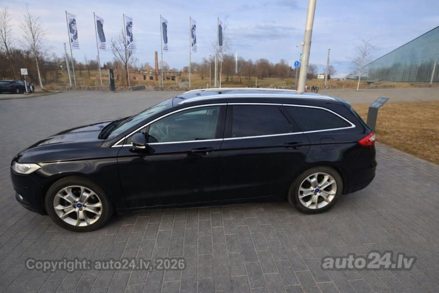 Melns Ford Mondeo 2016 Tartu, ar dzinēja tilpumu 2.00 L un nobraukumu 228 tūkst. km par 10700 €, foto 4 vietnē AUTOMOTO.COM.LV