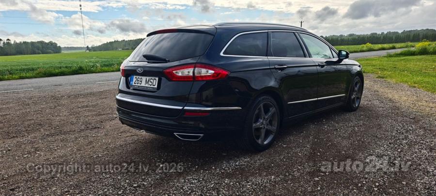 Melns Ford Mondeo 2016 Tallina, ar dzinēja tilpumu 2.00 L un nobraukumu 255 tūkst. km par 12500 €, foto 3 vietnē AUTOMOTO.COM.LV