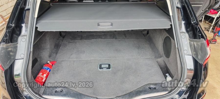 Melns Ford Mondeo 2016 Tallina, ar dzinēja tilpumu 2.00 L un nobraukumu 255 tūkst. km par 12500 €, foto 15 vietnē AUTOMOTO.COM.LV