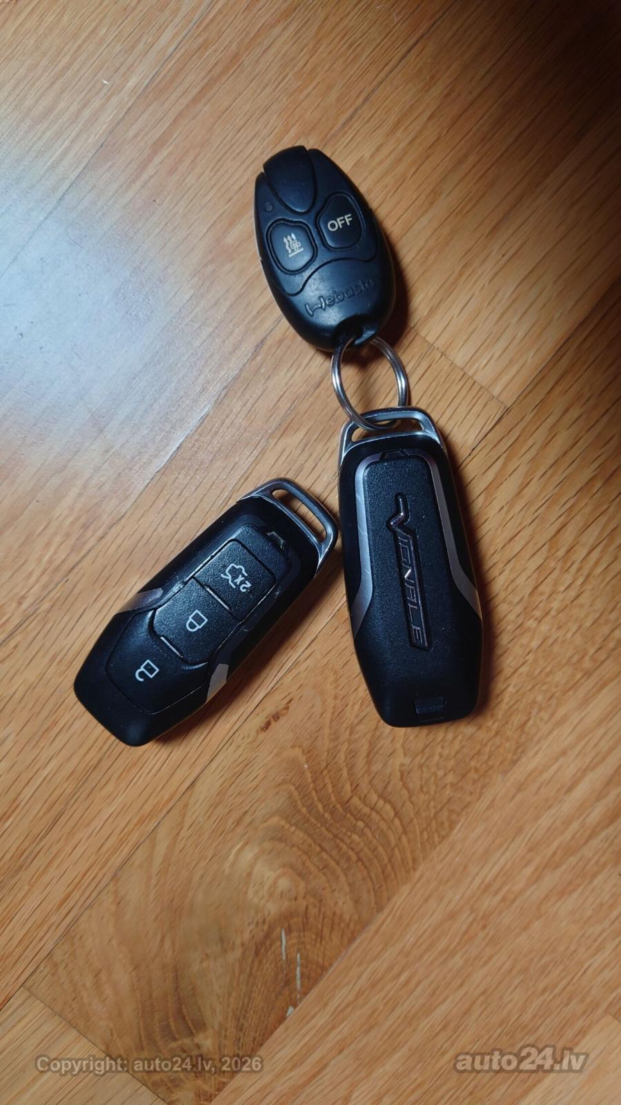 Melns Ford Mondeo 2016 Tallina, ar dzinēja tilpumu 2.00 L un nobraukumu 255 tūkst. km par 12500 €, foto 16 vietnē AUTOMOTO.COM.LV