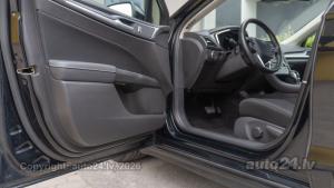 Melns Ford Mondeo 2016 Tallina, ar dzinēja tilpumu 2.00 L un nobraukumu 138 tūkst. km par 10900 €, foto 9 vietnē AUTOMOTO.COM.LV