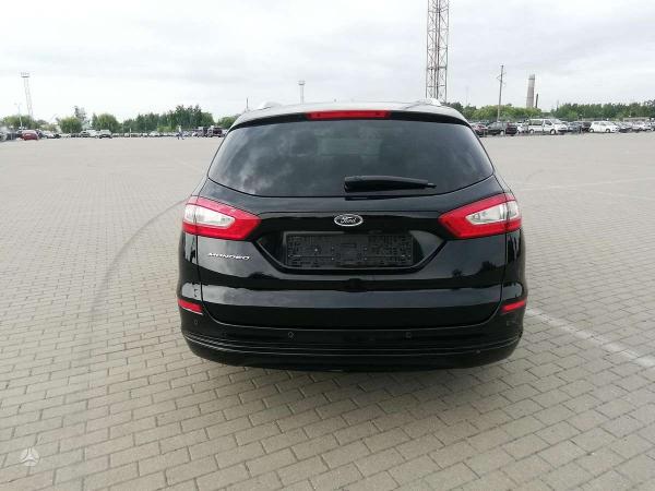 Melns Ford Mondeo 2016 Marijampole, ar dzinēja tilpumu 2.00 L un nobraukumu 248 tūkst. km par 7599 €, foto 3 vietnē AUTOMOTO.COM.LV