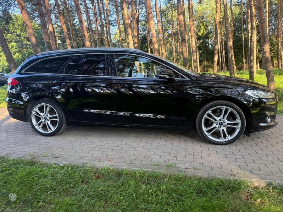 Melns Ford Mondeo 2016 Utena, ar dzinēja tilpumu 2.00 L un nobraukumu 232 tūkst. km par 8750 €, foto 3 vietnē AUTOMOTO.COM.LV
