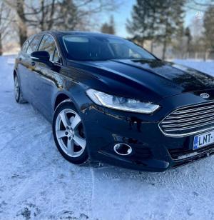 Black Ford Mondeo 2017 in Radviliskis, with an engine capacity of 2.00 L and mileage of 316 thousand km for 5990 €, photo 4 on AUTOMOTO.COM.LV