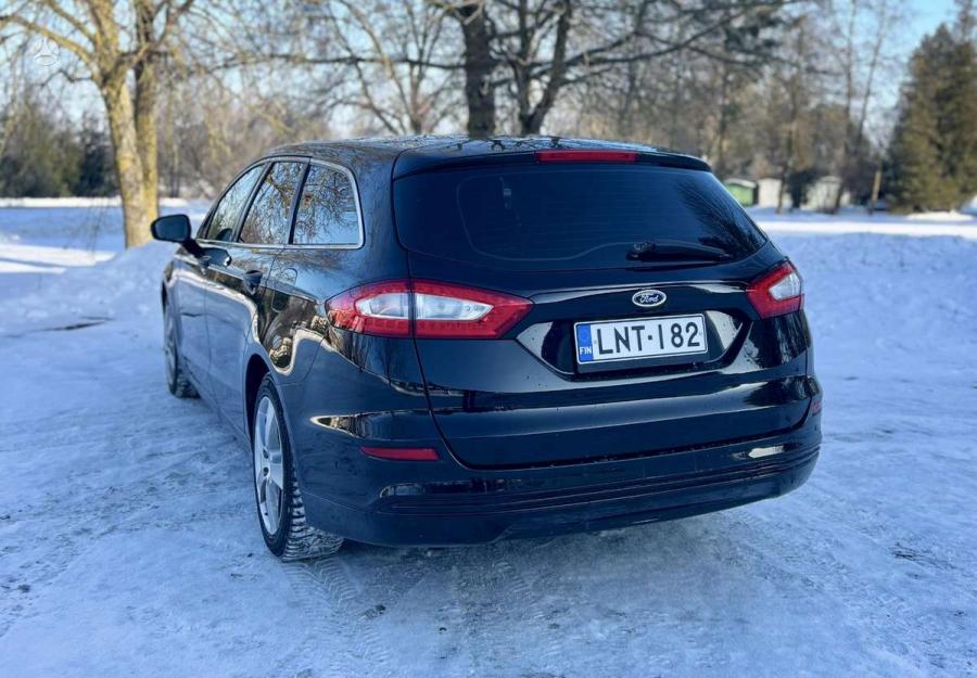 Black Ford Mondeo 2017 in Radviliskis, with an engine capacity of 2.00 L and mileage of 316 thousand km for 5990 €, photo 9 on AUTOMOTO.COM.LV