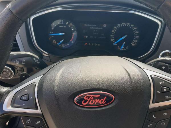 Melns Ford Mondeo 2017 Kauņa, ar dzinēja tilpumu 2.00 L un nobraukumu 196 tūkst. km par 7950 €, foto 10 vietnē AUTOMOTO.COM.LV