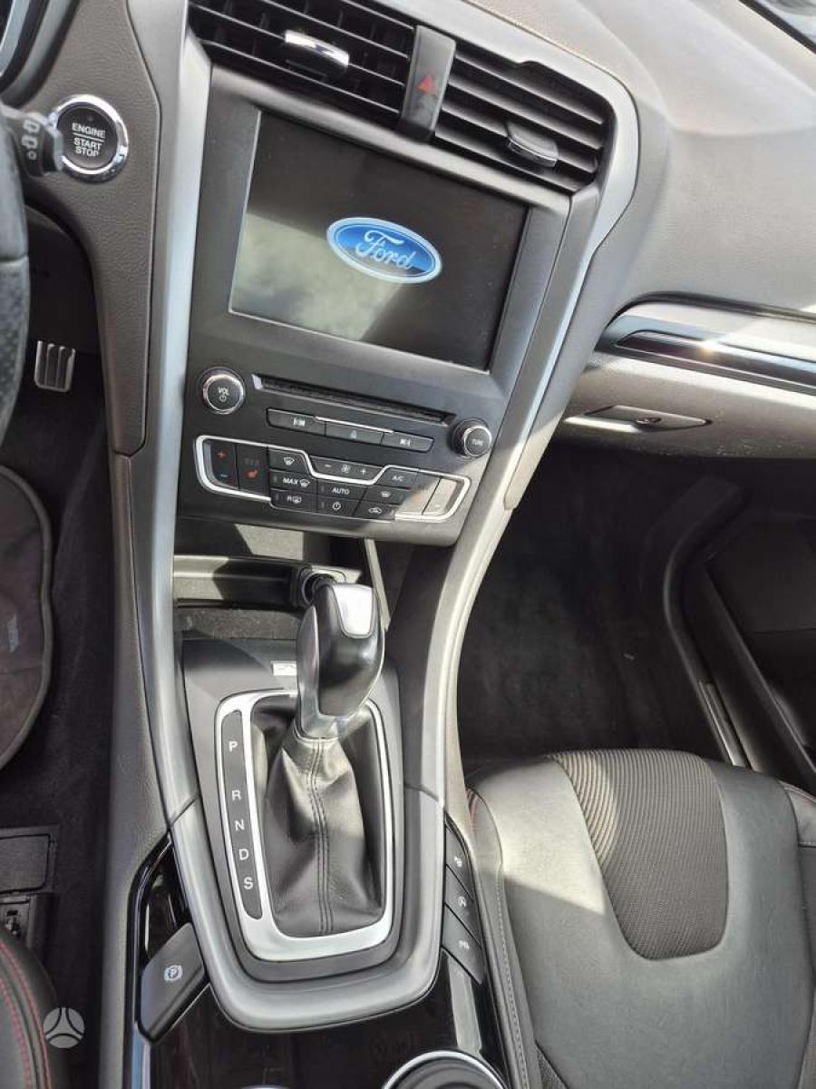 Melns Ford Mondeo 2017 Kauņa, ar dzinēja tilpumu 2.00 L un nobraukumu 196 tūkst. km par 7950 €, foto 14 vietnē AUTOMOTO.COM.LV
