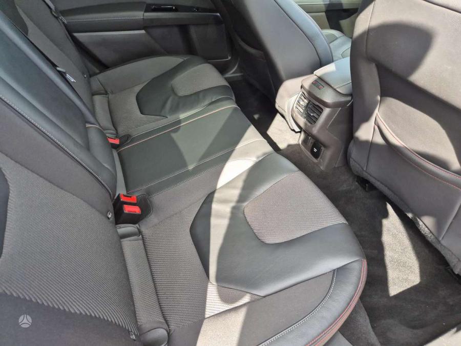 Melns Ford Mondeo 2017 Kauņa, ar dzinēja tilpumu 2.00 L un nobraukumu 196 tūkst. km par 7950 €, foto 22 vietnē AUTOMOTO.COM.LV