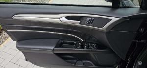 Black Ford Mondeo 2017 in Klaipeda, with an engine capacity of 2.00 L and mileage of 212 thousand km for 9799 €, photo 14 on AUTOMOTO.COM.LV