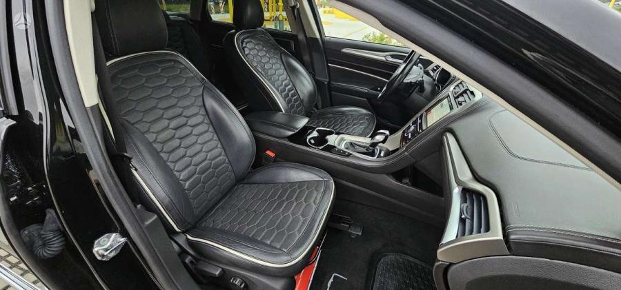 Black Ford Mondeo 2017 in Klaipeda, with an engine capacity of 2.00 L and mileage of 212 thousand km for 9799 €, photo 15 on AUTOMOTO.COM.LV