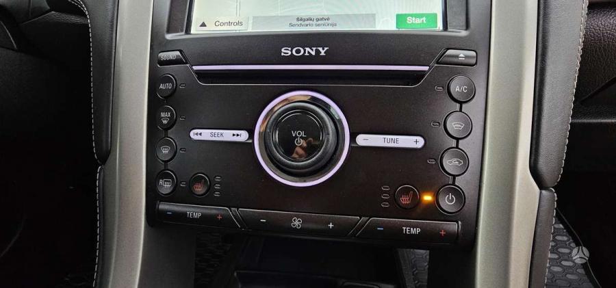 Black Ford Mondeo 2017 in Klaipeda, with an engine capacity of 2.00 L and mileage of 212 thousand km for 9799 €, photo 20 on AUTOMOTO.COM.LV