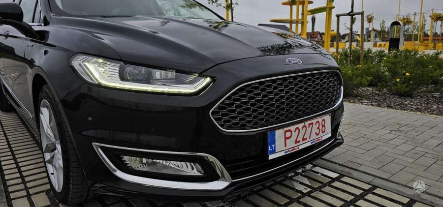 Black Ford Mondeo 2017 in Klaipeda, with an engine capacity of 2.00 L and mileage of 212 thousand km for 9799 €, photo 32 on AUTOMOTO.COM.LV