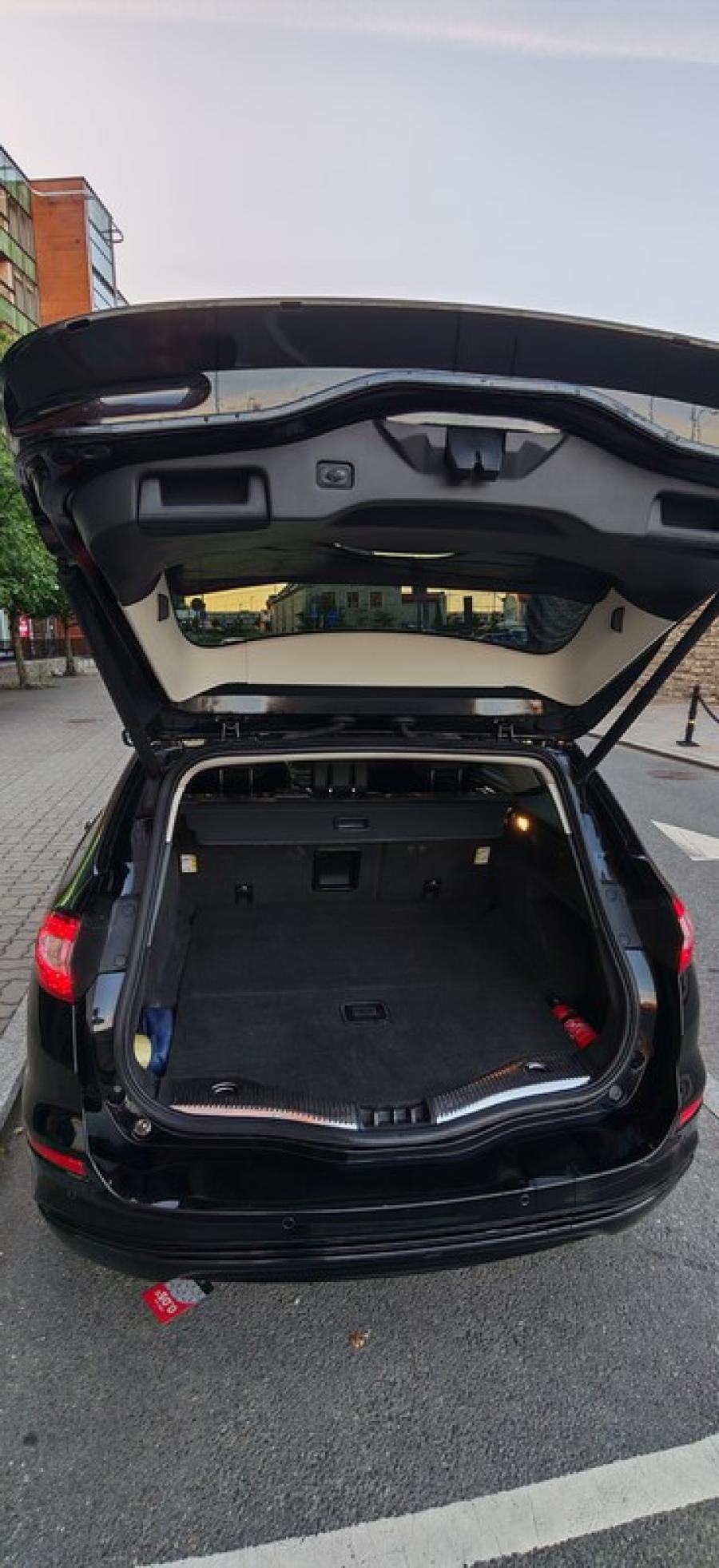 Melns Ford Mondeo 2017 Tallina, ar dzinēja tilpumu 0.00 L un nobraukumu 168 tūkst. km par 10000 €, foto 29 vietnē AUTOMOTO.COM.LV