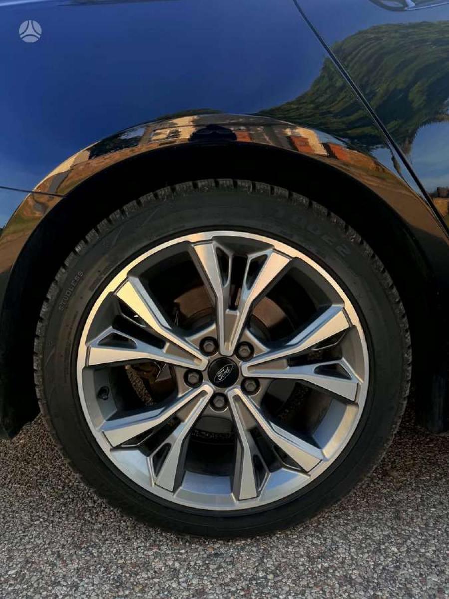 Black Ford Mondeo 2017 in Ukmerge, with an engine capacity of 2.00 L and mileage of 320 thousand km for 7750 €, photo 6 on AUTOMOTO.COM.LV