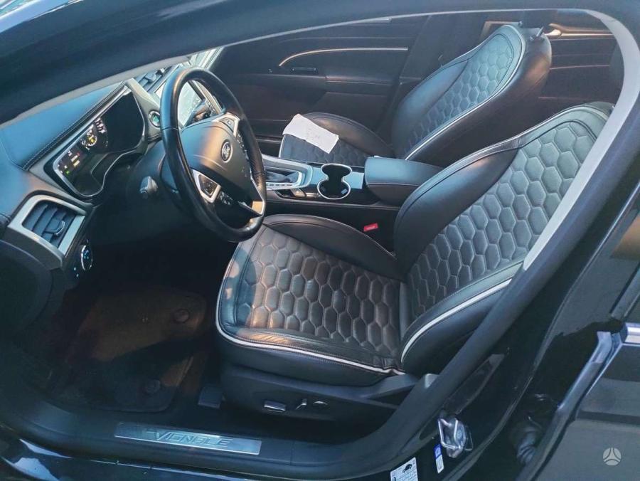 Melns Ford Mondeo 2017 Šauļi, ar dzinēja tilpumu 2.00 L un nobraukumu 275 tūkst. km par 8950 €, foto 13 vietnē AUTOMOTO.COM.LV