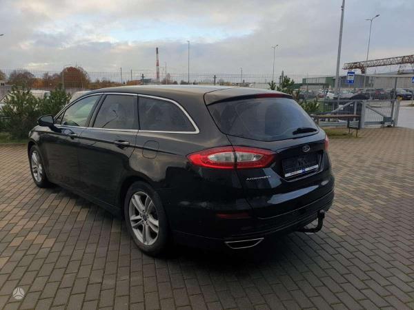Black Ford Mondeo 2018 in Siauliai, with an engine capacity of 2.00 L and mileage of 230 thousand km for 9900 €, photo 6 on AUTOMOTO.COM.LV