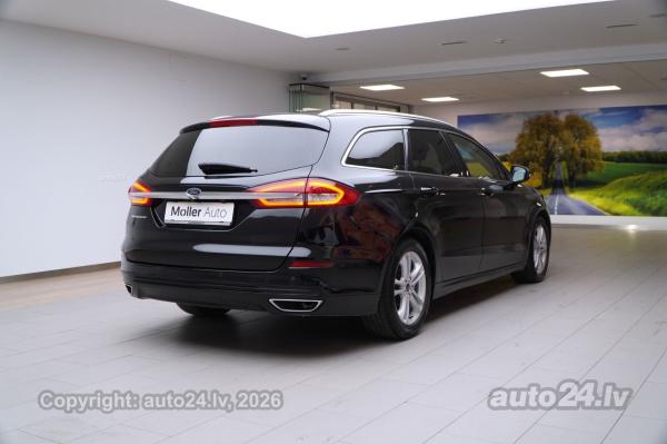 Melns Ford Mondeo 2018 Tallina, ar dzinēja tilpumu 2.00 L un nobraukumu 144 tūkst. km par 12900 €, foto 4 vietnē AUTOMOTO.COM.LV