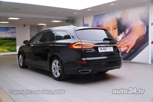 Melns Ford Mondeo 2018 Tallina, ar dzinēja tilpumu 2.00 L un nobraukumu 144 tūkst. km par 12900 €, foto 6 vietnē AUTOMOTO.COM.LV