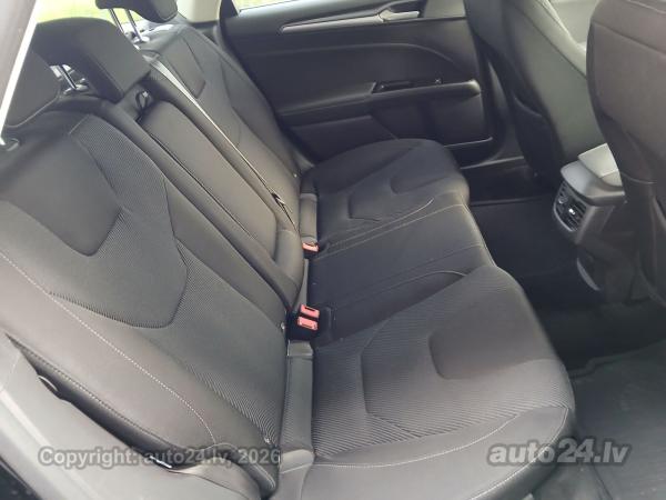 Black Ford Mondeo 2018 in Rakvere, with an engine capacity of 2.00 L and mileage of 283 thousand km for 9990 €, photo 10 on AUTOMOTO.COM.LV