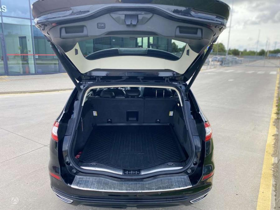 Melns Ford Mondeo 2018 Šauļi, ar dzinēja tilpumu 2.00 L un nobraukumu 341 tūkst. km par 9500 €, foto 13 vietnē AUTOMOTO.COM.LV