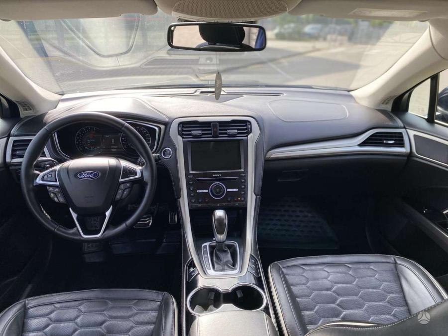 Melns Ford Mondeo 2018 Šauļi, ar dzinēja tilpumu 2.00 L un nobraukumu 341 tūkst. km par 9500 €, foto 19 vietnē AUTOMOTO.COM.LV