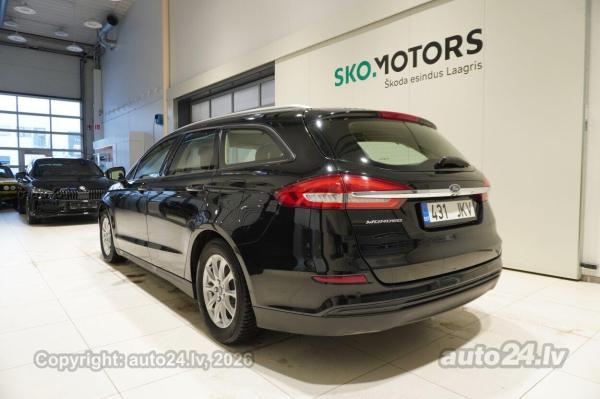 Melns Ford Mondeo 2019 Tallina, ar dzinēja tilpumu 2.00 L un nobraukumu 232 tūkst. km par 12600 €, foto 4 vietnē AUTOMOTO.COM.LV