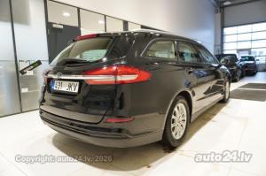 Black Ford Mondeo 2019 in Tallinn, with an engine capacity of 2.00 L and mileage of 232 thousand km for 12600 €, photo 3 on AUTOMOTO.COM.LV