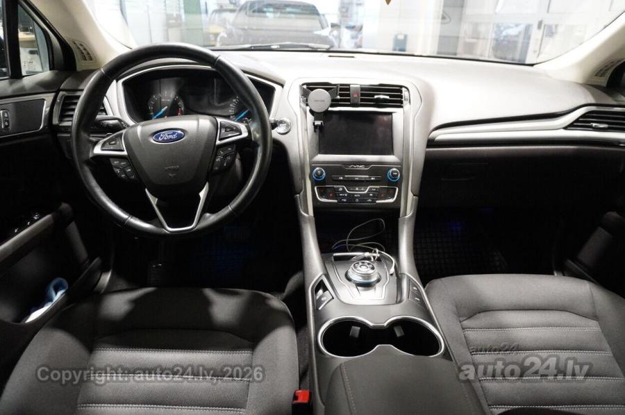 Black Ford Mondeo 2019 in Tallinn, with an engine capacity of 2.00 L and mileage of 232 thousand km for 12600 €, photo 12 on AUTOMOTO.COM.LV