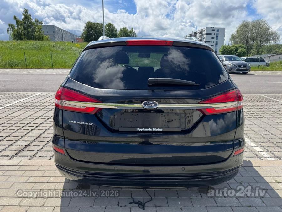 Melns Ford Mondeo 2019 Tallina, ar dzinēja tilpumu 1.50 L un nobraukumu 178 tūkst. km par 12500 €, foto 3 vietnē AUTOMOTO.COM.LV