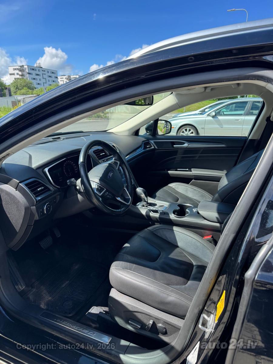 Melns Ford Mondeo 2019 Tallina, ar dzinēja tilpumu 1.50 L un nobraukumu 178 tūkst. km par 12500 €, foto 7 vietnē AUTOMOTO.COM.LV