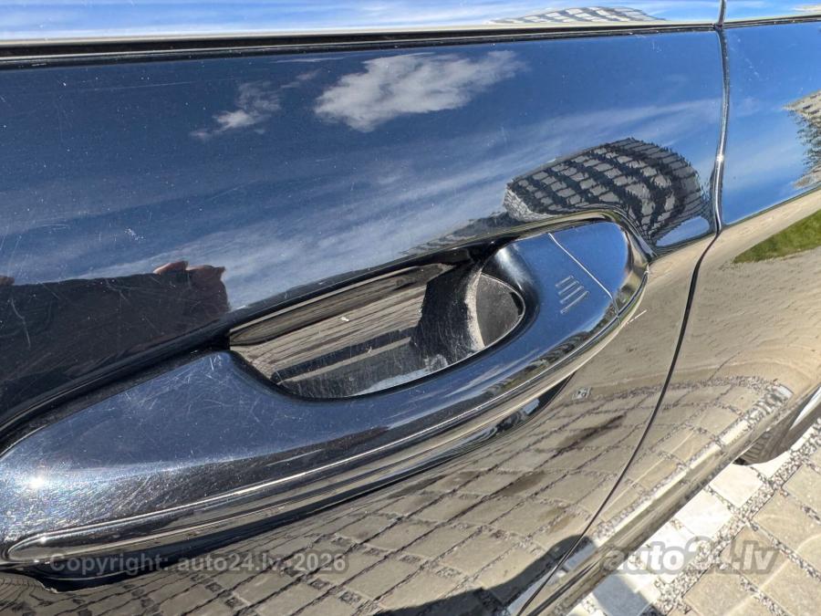 Melns Ford Mondeo 2019 Tallina, ar dzinēja tilpumu 1.50 L un nobraukumu 178 tūkst. km par 12500 €, foto 11 vietnē AUTOMOTO.COM.LV