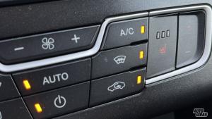 Melns Ford Mondeo 2019 Marijampole, ar dzinēja tilpumu 2.00 L un nobraukumu 298 tūkst. km par 7250 €, foto 15 vietnē AUTOMOTO.COM.LV