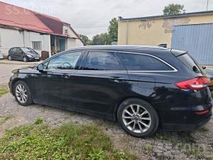 Melns Ford Mondeo 2019 Daugavpils, ar dzinēja tilpumu 2.00 L un nobraukumu 240 tūkst. km par 5000 €, foto 3 vietnē AUTOMOTO.COM.LV