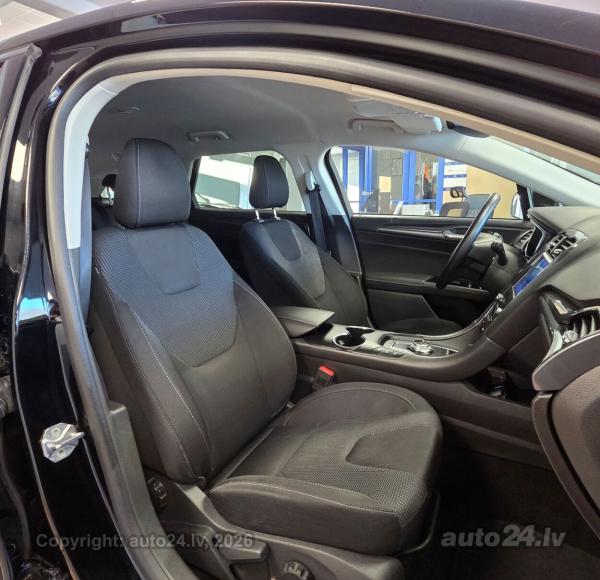 Black Ford Mondeo 2020 in Tartu, with an engine capacity of 2.00 L and mileage of 193 thousand km for 12990 €, photo 9 on AUTOMOTO.COM.LV