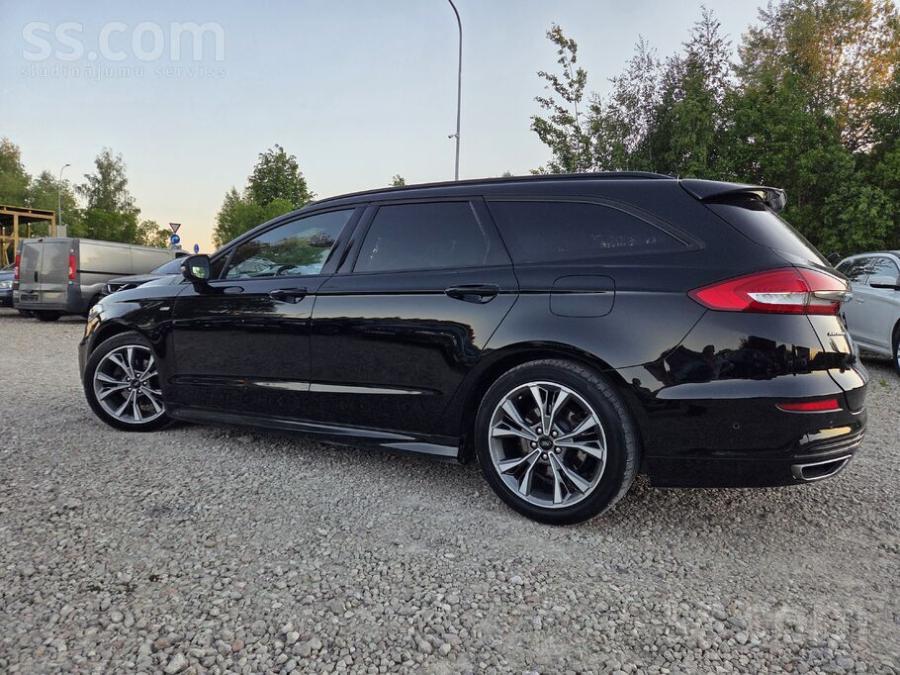 Melns Ford Mondeo 2020 Jelgava, ar dzinēja tilpumu 2.00 L un nobraukumu 0 tūkst. km par 10900 €, foto 4 vietnē AUTOMOTO.COM.LV