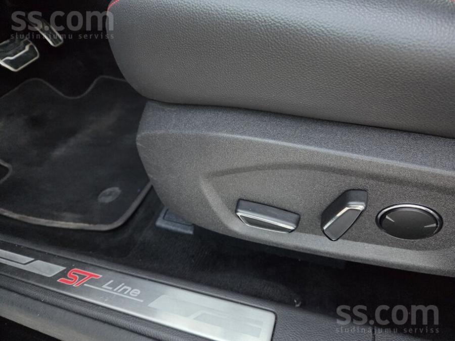 Melns Ford Mondeo 2020 Jelgava, ar dzinēja tilpumu 2.00 L un nobraukumu 0 tūkst. km par 10900 €, foto 17 vietnē AUTOMOTO.COM.LV