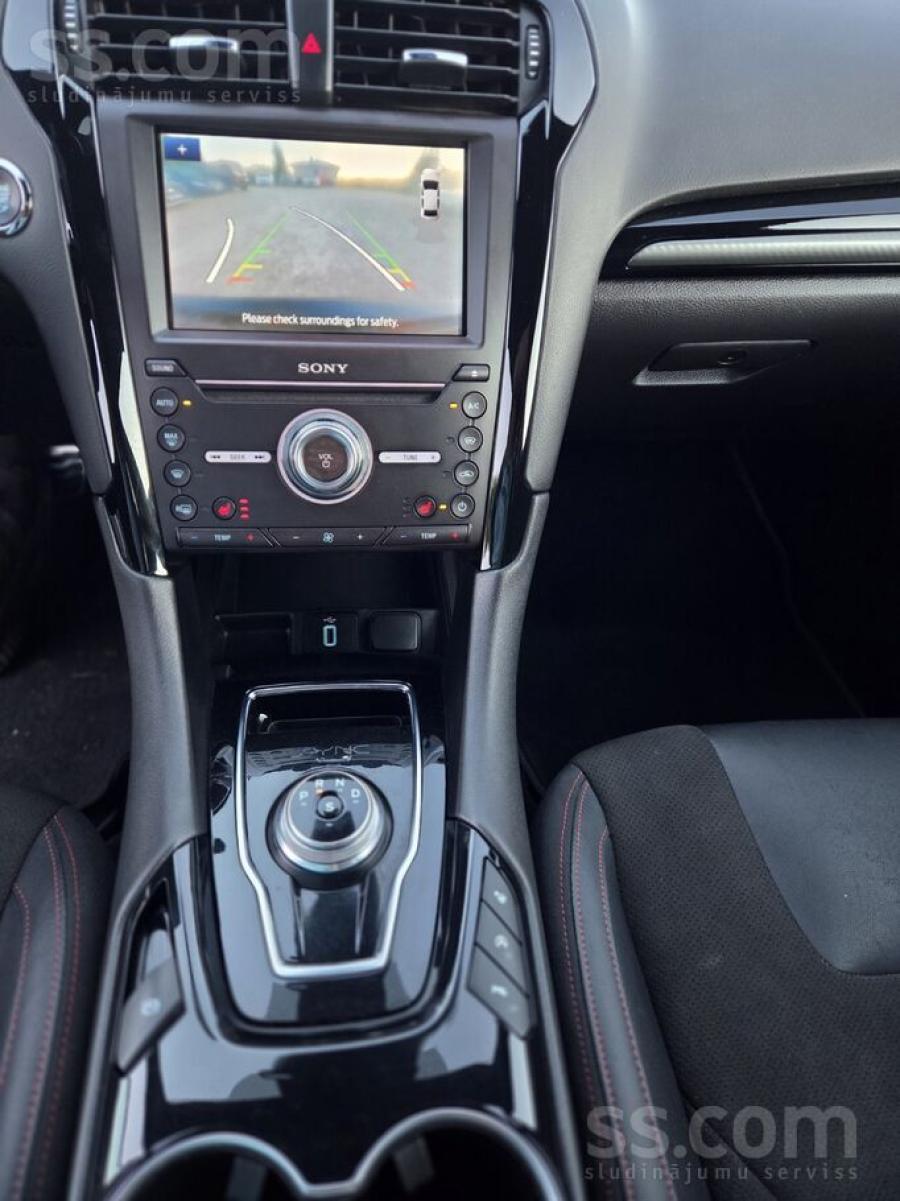 Melns Ford Mondeo 2020 Jelgava, ar dzinēja tilpumu 2.00 L un nobraukumu 0 tūkst. km par 10900 €, foto 25 vietnē AUTOMOTO.COM.LV