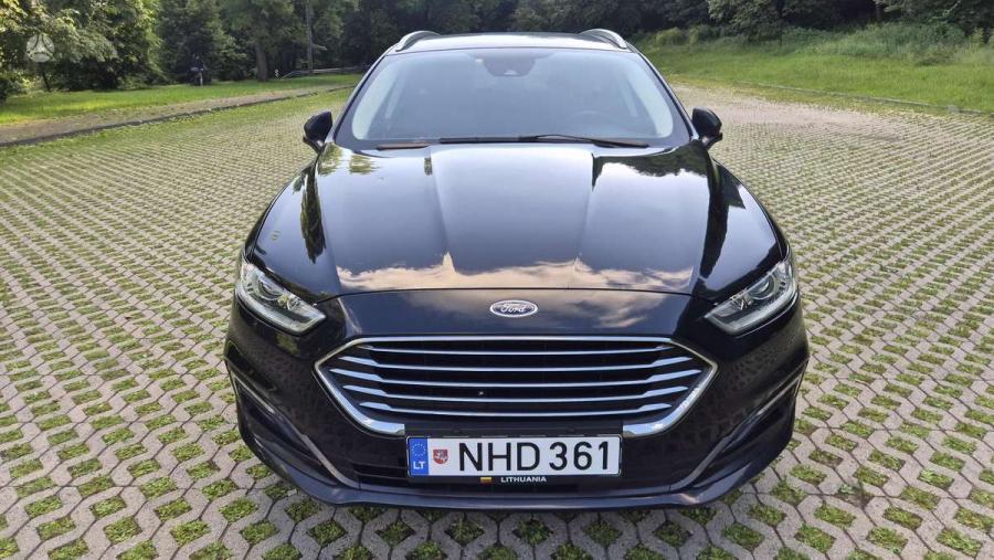 Black Ford Mondeo 2020 in Vilnius, with an engine capacity of 2.00 L and mileage of 171 thousand km for 11500 €, photo 6 on AUTOMOTO.COM.LV