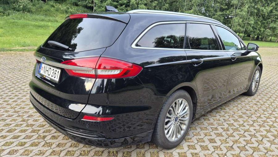 Black Ford Mondeo 2020 in Vilnius, with an engine capacity of 2.00 L and mileage of 171 thousand km for 11500 €, photo 10 on AUTOMOTO.COM.LV