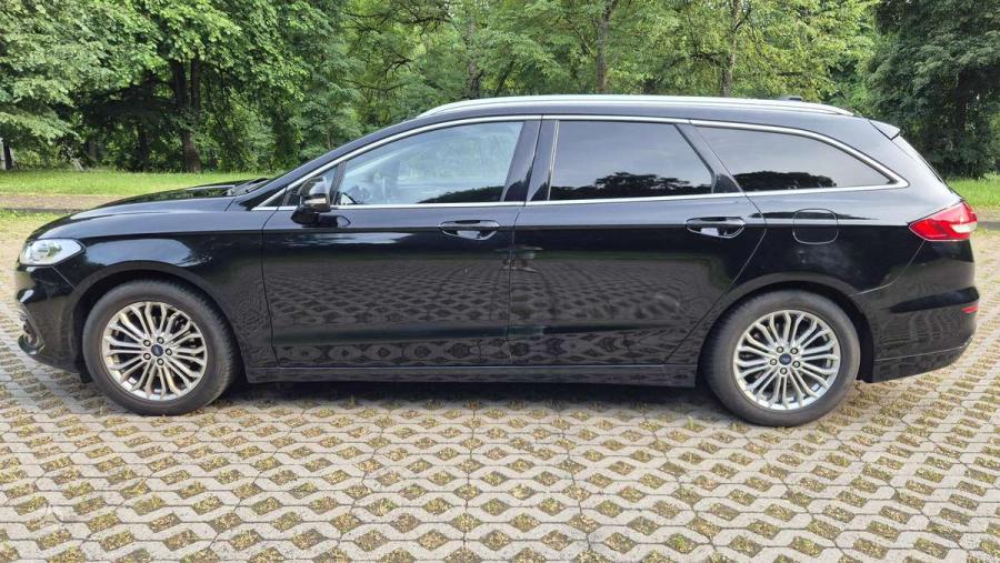 Black Ford Mondeo 2020 in Vilnius, with an engine capacity of 2.00 L and mileage of 171 thousand km for 11500 €, photo 12 on AUTOMOTO.COM.LV