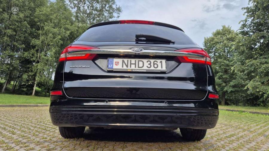 Black Ford Mondeo 2020 in Vilnius, with an engine capacity of 2.00 L and mileage of 171 thousand km for 11500 €, photo 19 on AUTOMOTO.COM.LV
