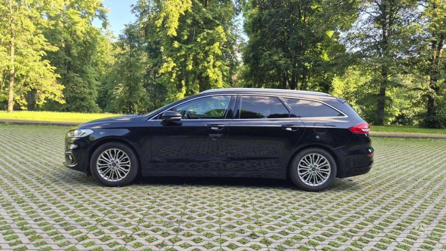 Black Ford Mondeo 2020 in Vilnius, with an engine capacity of 2.00 L and mileage of 171 thousand km for 11500 €, photo 23 on AUTOMOTO.COM.LV