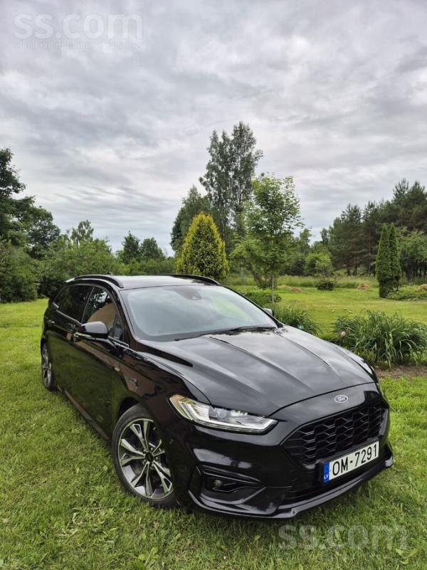 Black Ford Mondeo 2020 in Riga, with an engine capacity of 2.00 L and mileage of 205 thousand km for 14900 €, photo 3 on AUTOMOTO.COM.LV